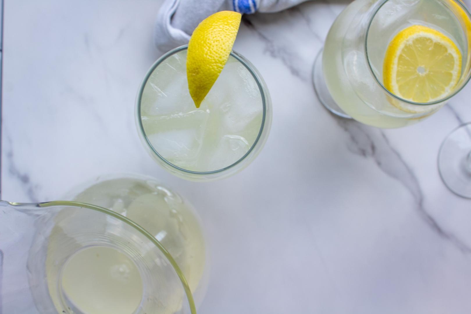 homemade lemonade with simple syrup-01 – The Art of Cottagemaking