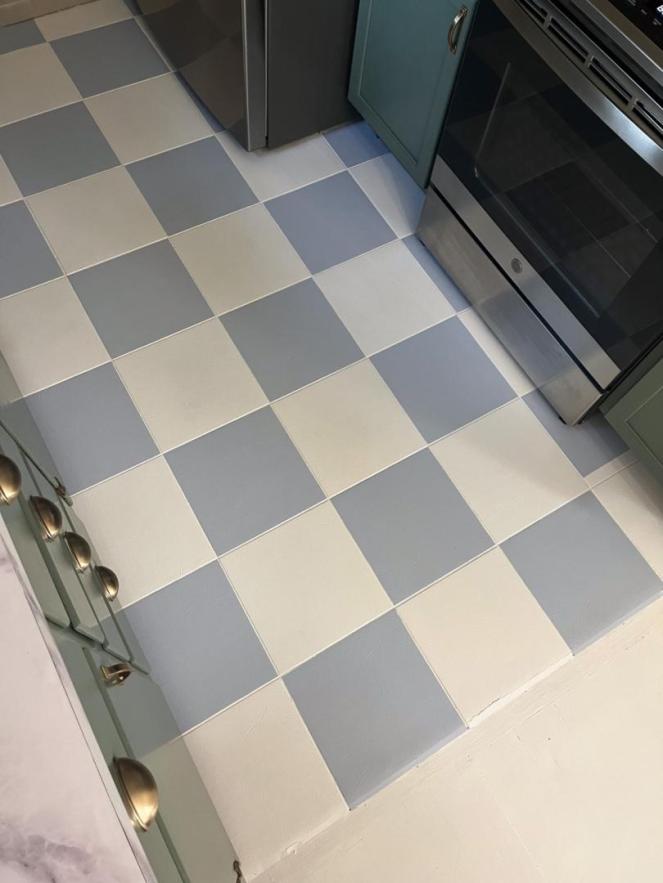 DIY Painted Checkerboard Floor with blue and white – The Art of ...