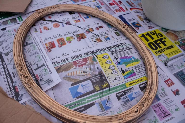 DIY Antique Gold Rub ‘n Buff Aged Picture Frame – The Art of Cottagemaking