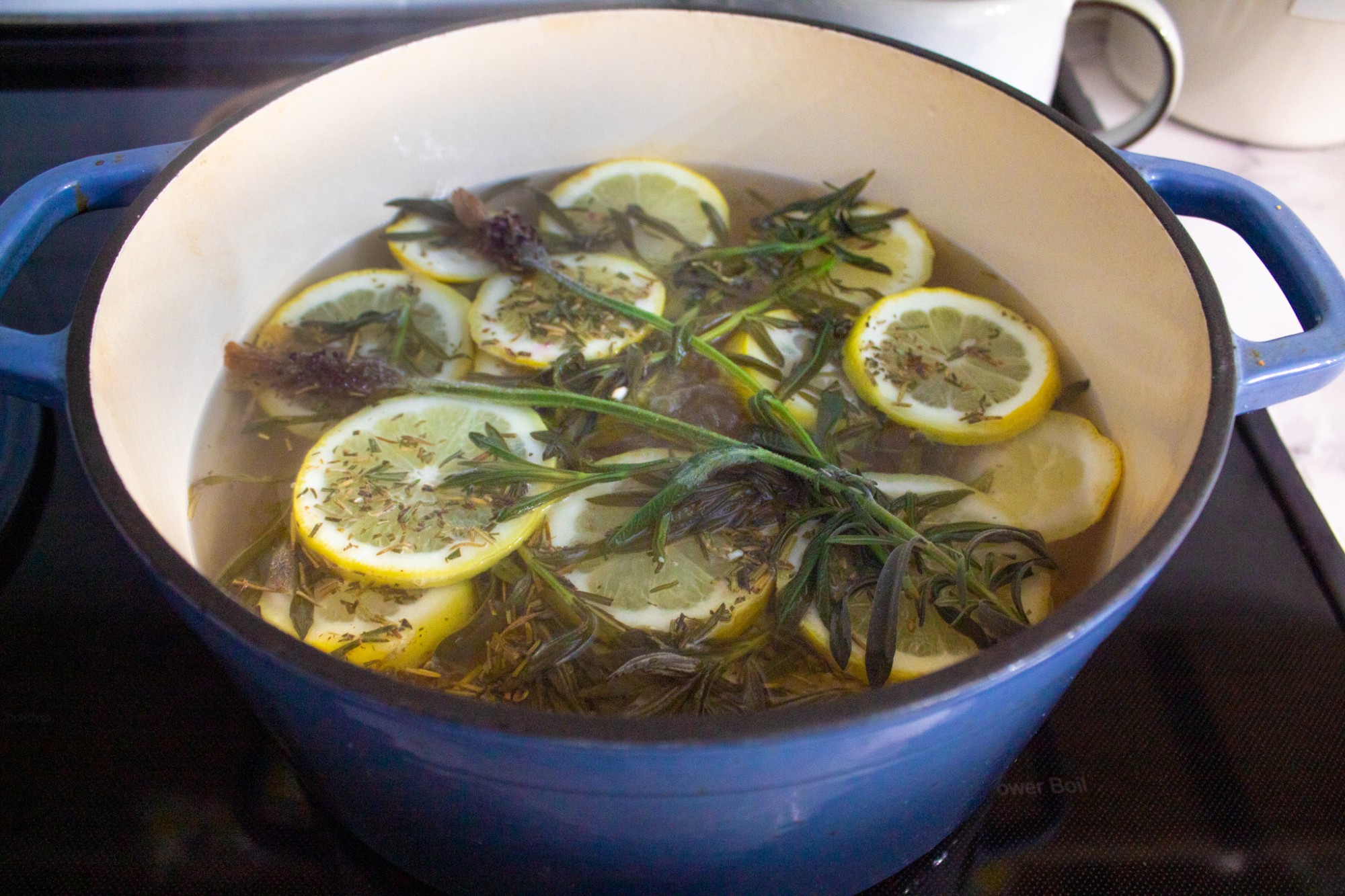 Lavender Simmer Pot – The Art of Cottagemaking