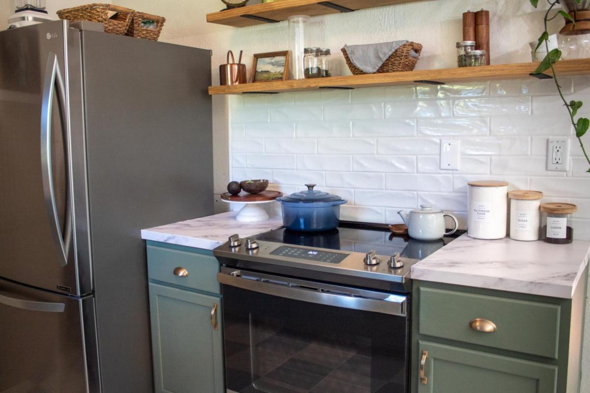 Cottagecore Kitchen Reveal – The Art of Cottagemaking