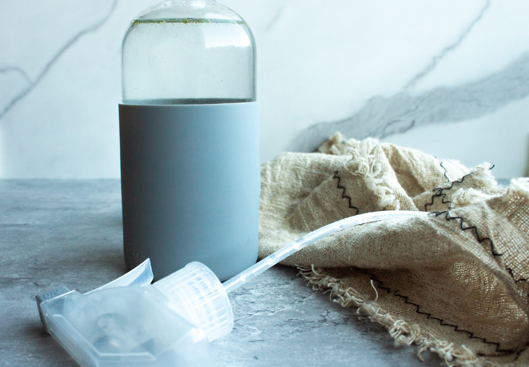 Homemade Window Cleaner with Vinegar – The Art of Cottagemaking